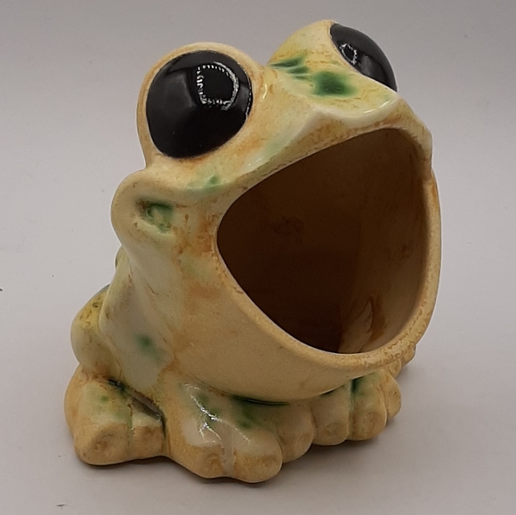 Ceramic Kitchen Frog | Accents | Vintage Kitchen Ceramic Frog Scrubbie ...